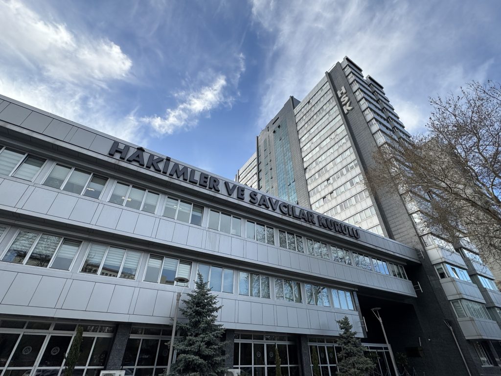 HSK seçimlerinde kritik gün - SON TV