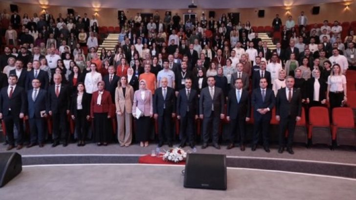 Adalet Bakan Yardımcısı Abdullah Aydoğdu eğitim merkezini ziyaret etti ...